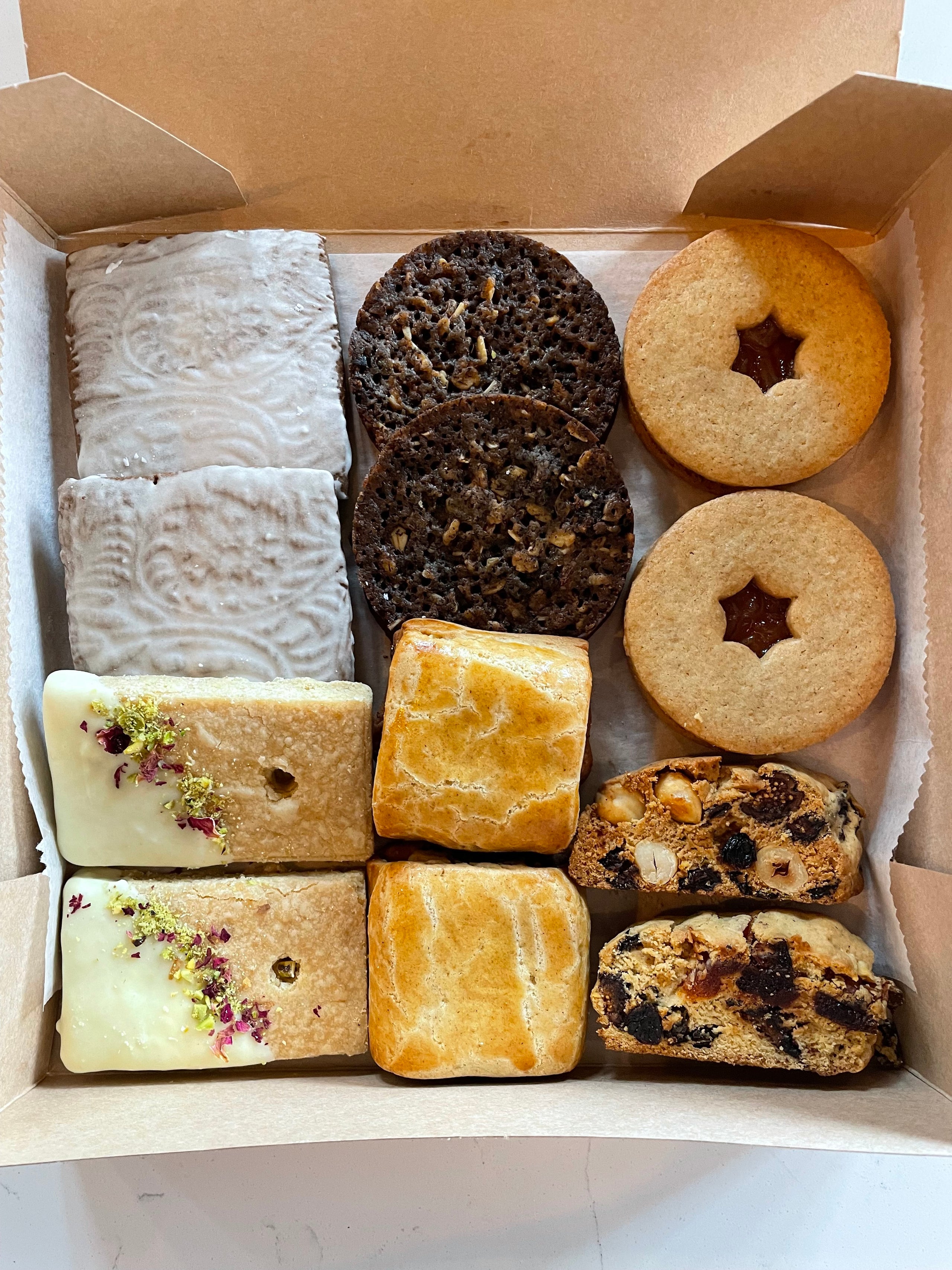 Christmas Cookie Box | sweet rabbit bakery